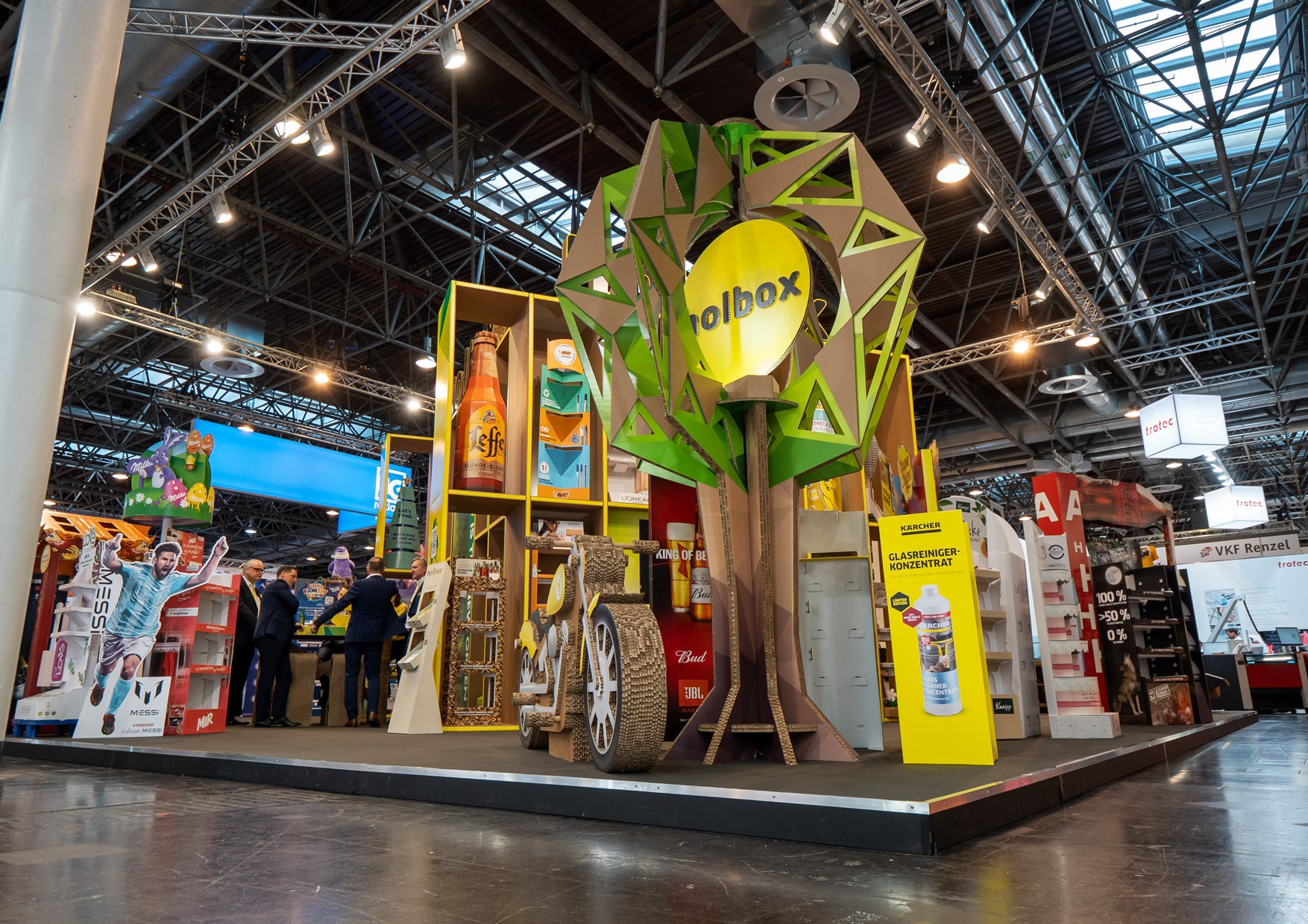 Groot, klein of op maat. Een beursstand kopen doe je bij Holbox.